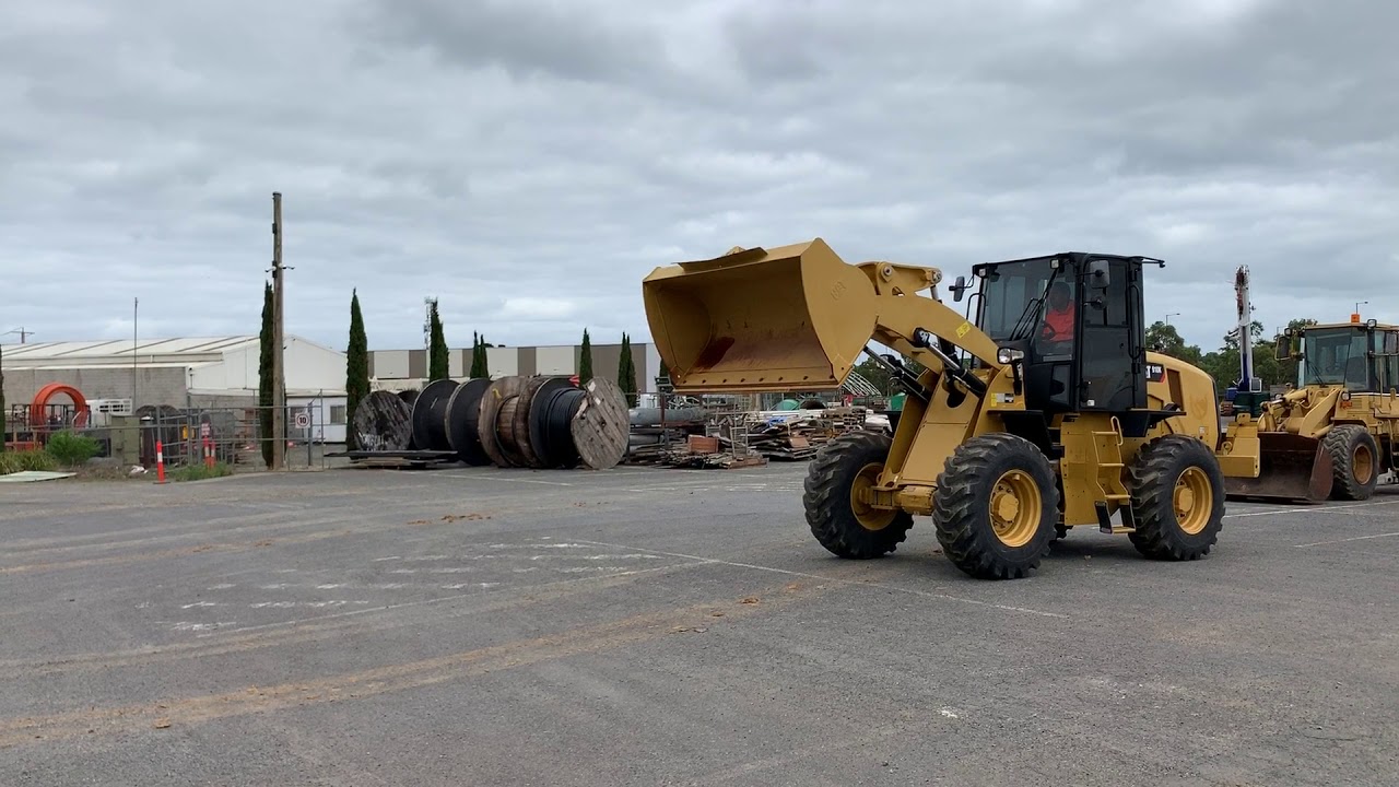 2015 Caterpillar 910K Wheel Loader - YouTube