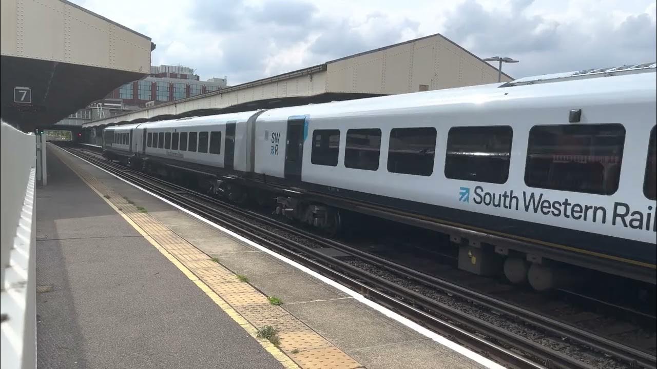 Class 444 - South Western Railway - Wimbledon Station - 3rd September 2022 - YouTube