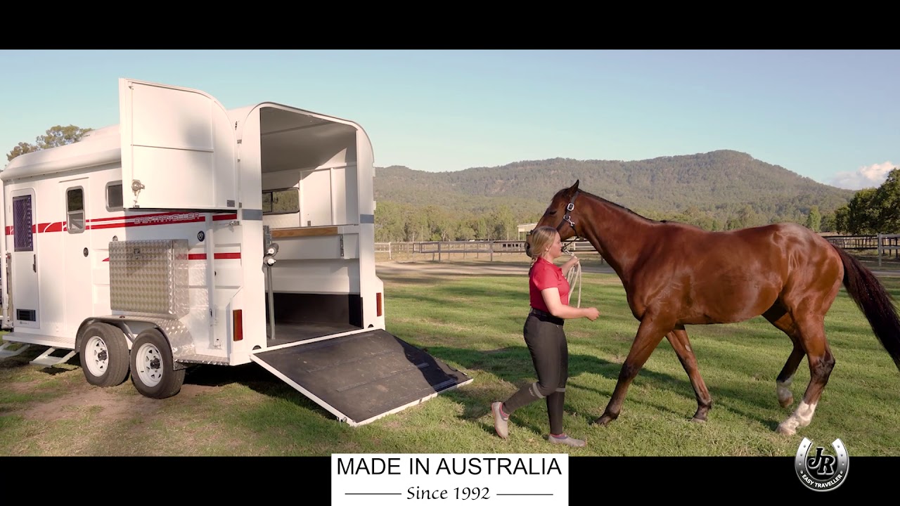 JR Easy Traveller Anti Scramble Horse Floats - YouTube