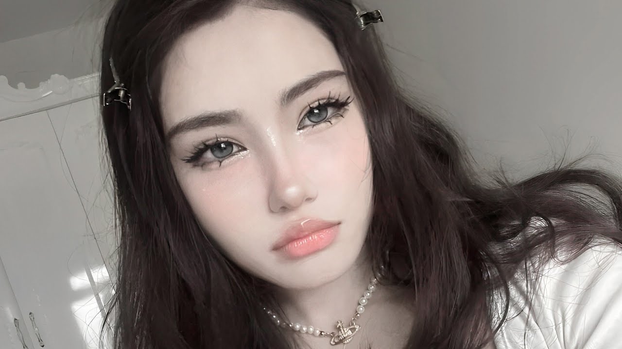 ESENCIA de AFRODITA 🦋 la gente se pone nerviosa simplemente mirándolos, eres tan seductora ...