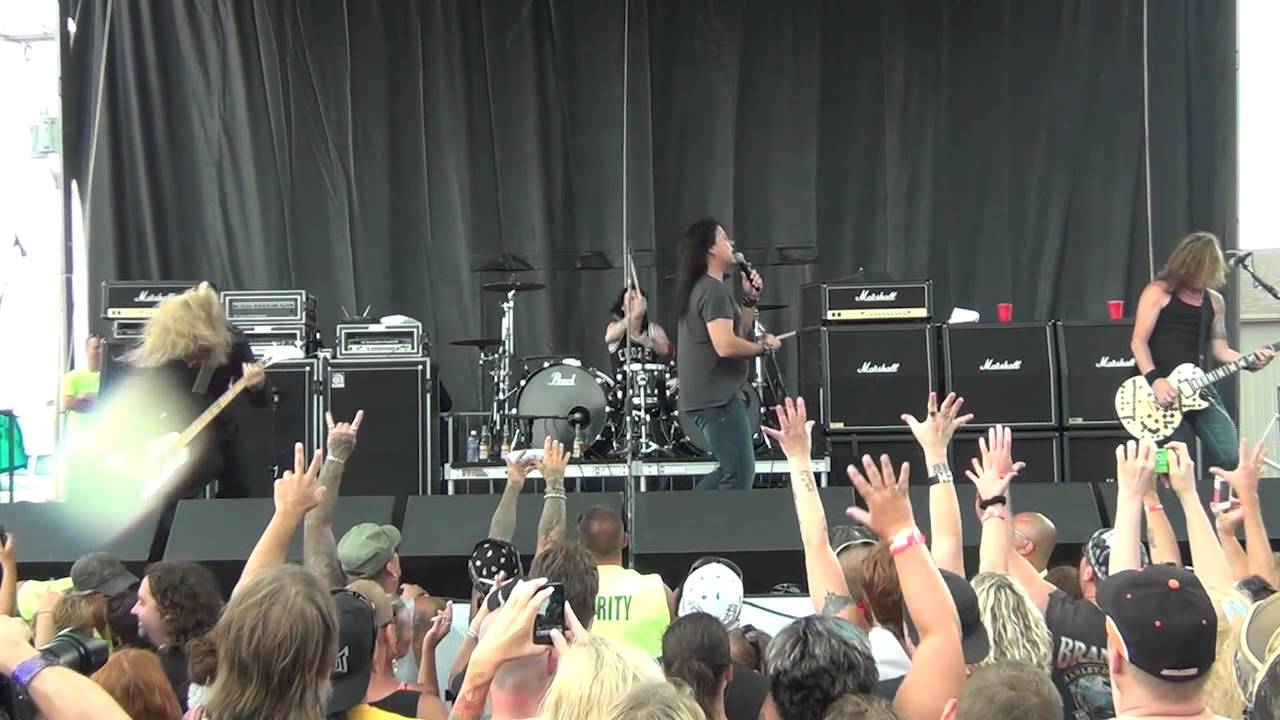 Slaughter Live @Brandt's I-69 Harley-Davidson (WILDLIFE) 2012 - YouTube