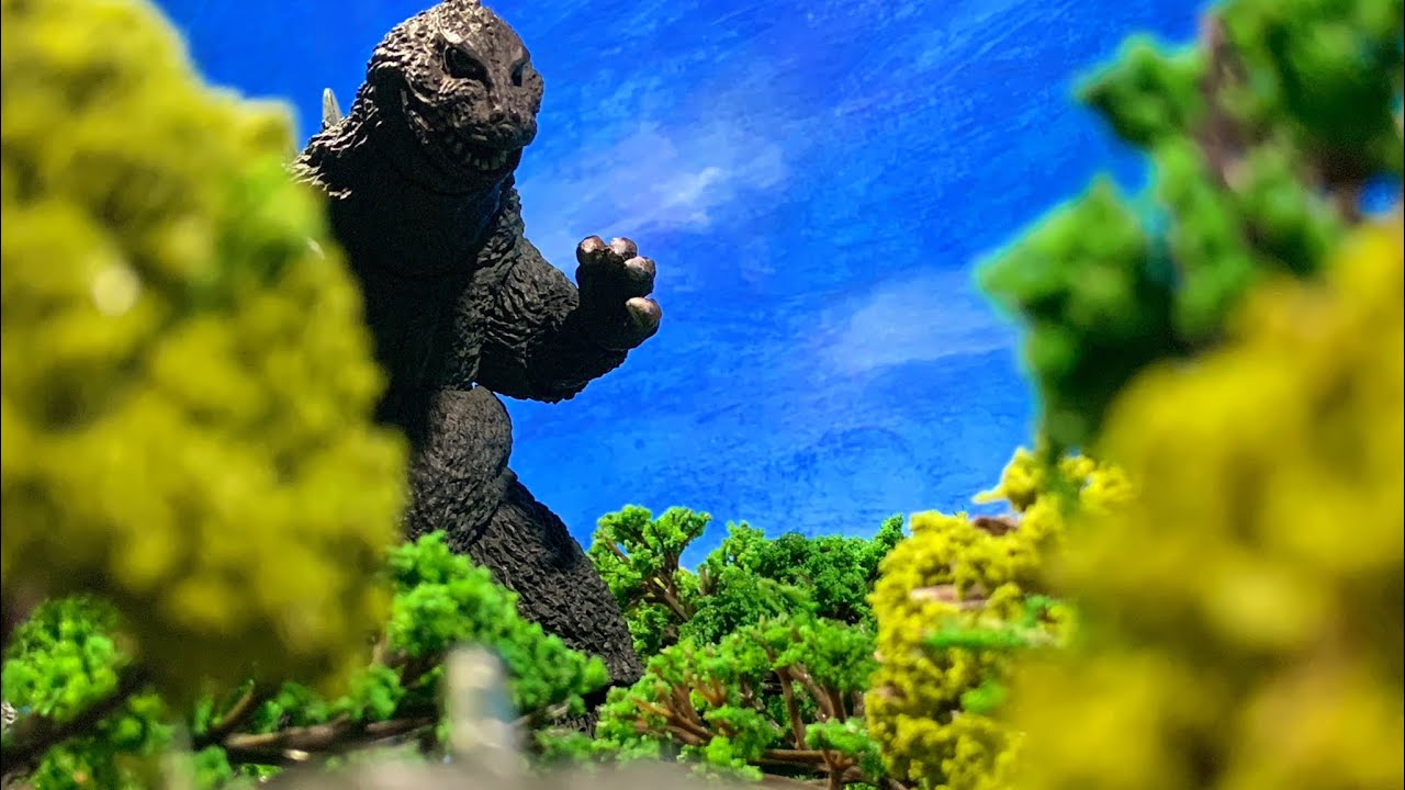 Godzilla stop motion short - YouTube