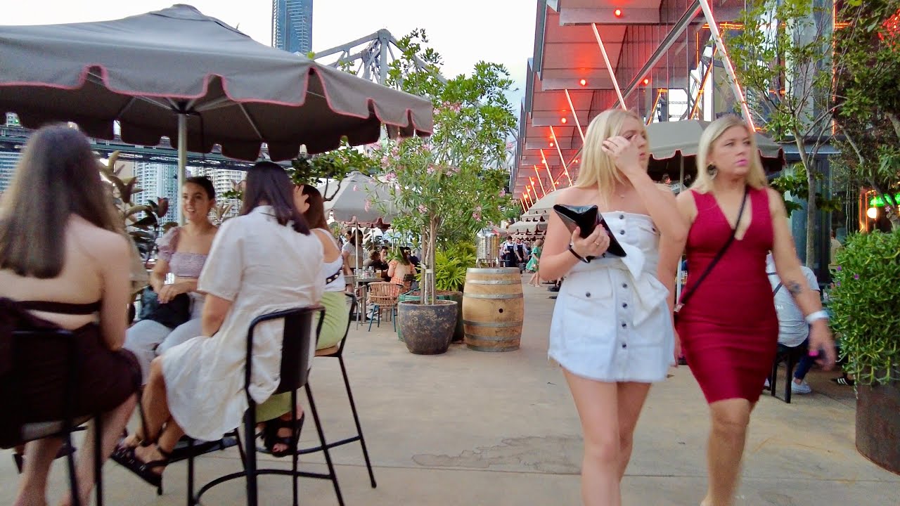 Felons Bar in Brisbane || The Brisbane River Nightlife - YouTube