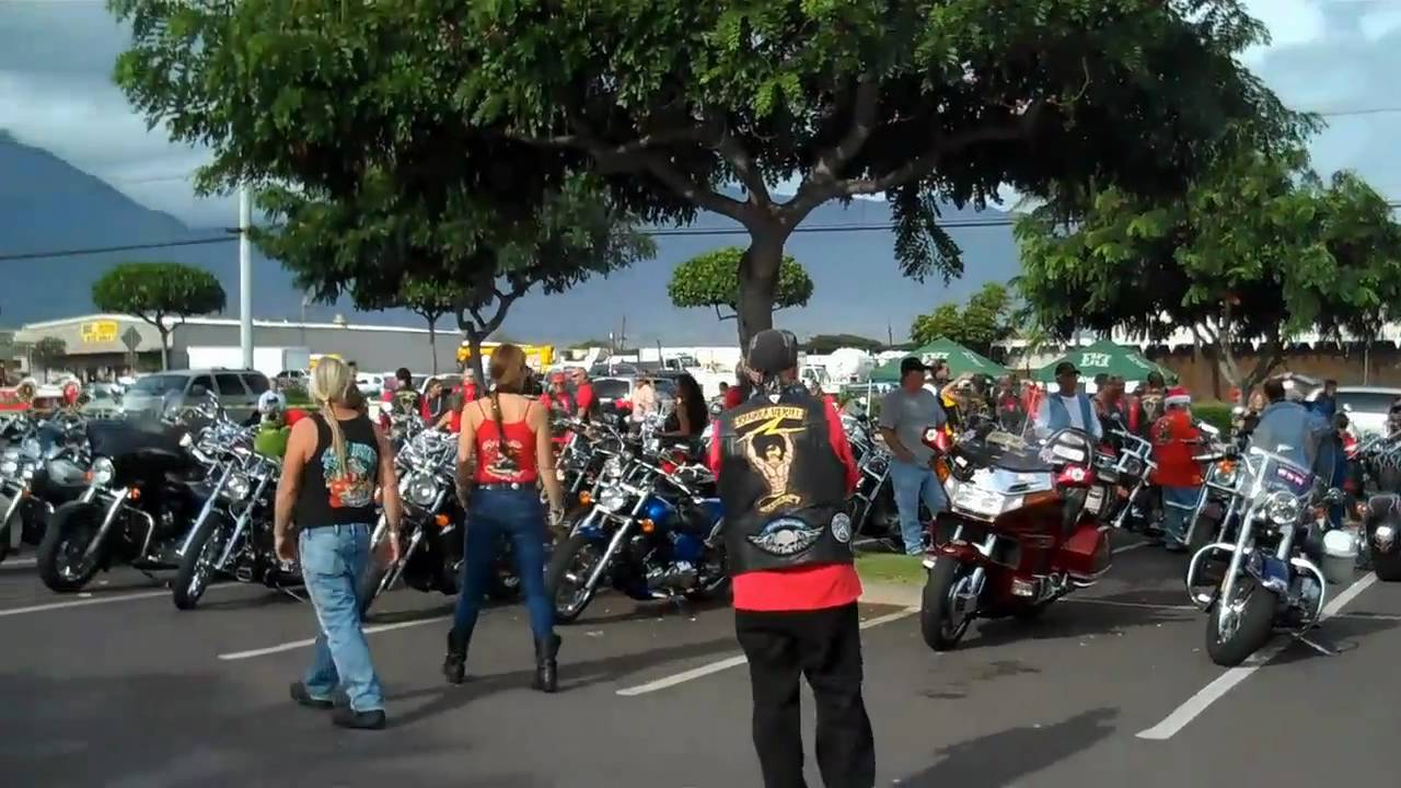 Toys For Tots Maui Toy Run 2010 - YouTube