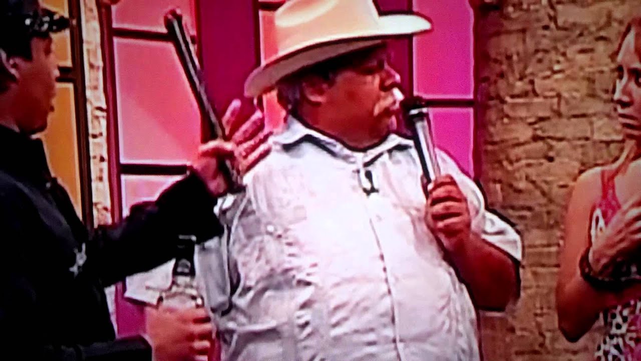 Teto el monaguillo con don cheto - YouTube