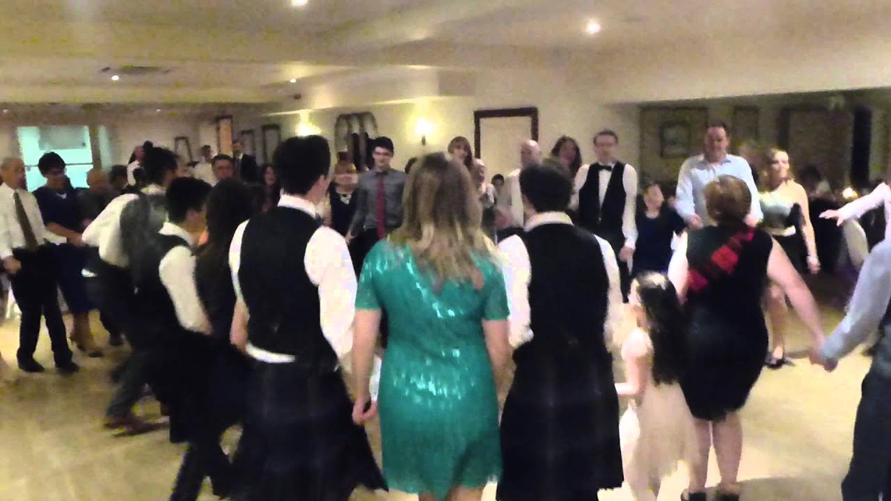 The Circassian Circle Dance - Reeling Strings Ceilidh Band - YouTube