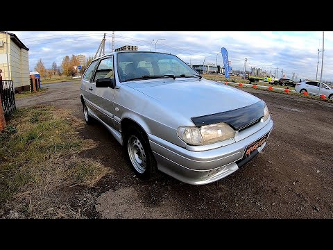 2006 VAZ 2113. Start Up, Engine, and In Depth Tour.