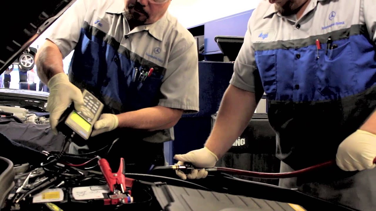 Mercedes-Benz Multi-Point Inspection - YouTube