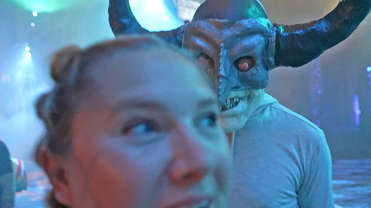 We Had The BEST Night Ever At Universal Studios Halloween Horror Nights ...