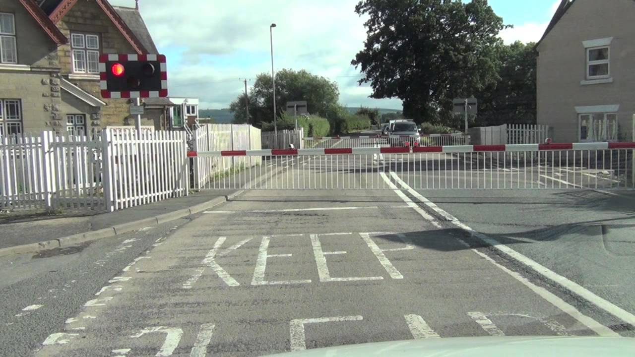 Onibury Level Crossing - YouTube