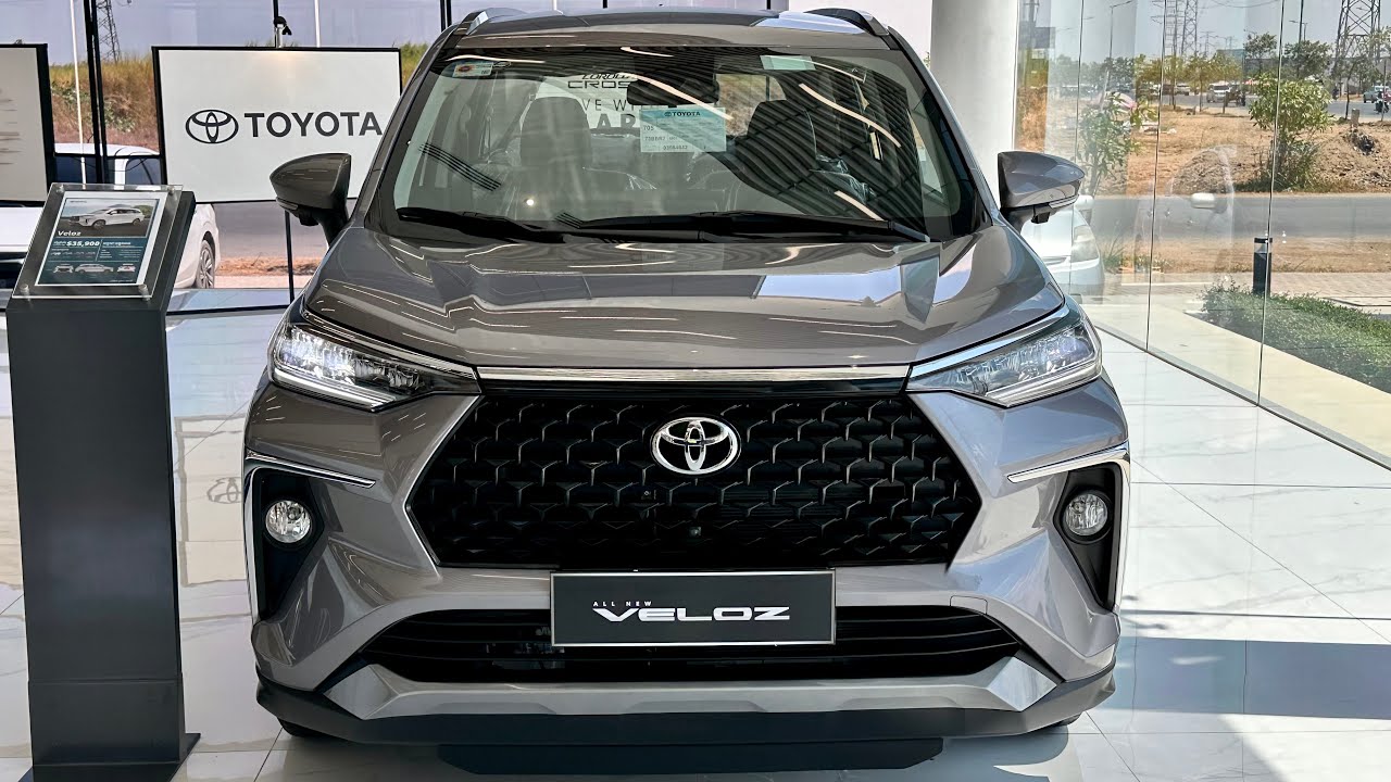 First Look Toyota Veloz 1.5L 2024 New Color review - YouTube