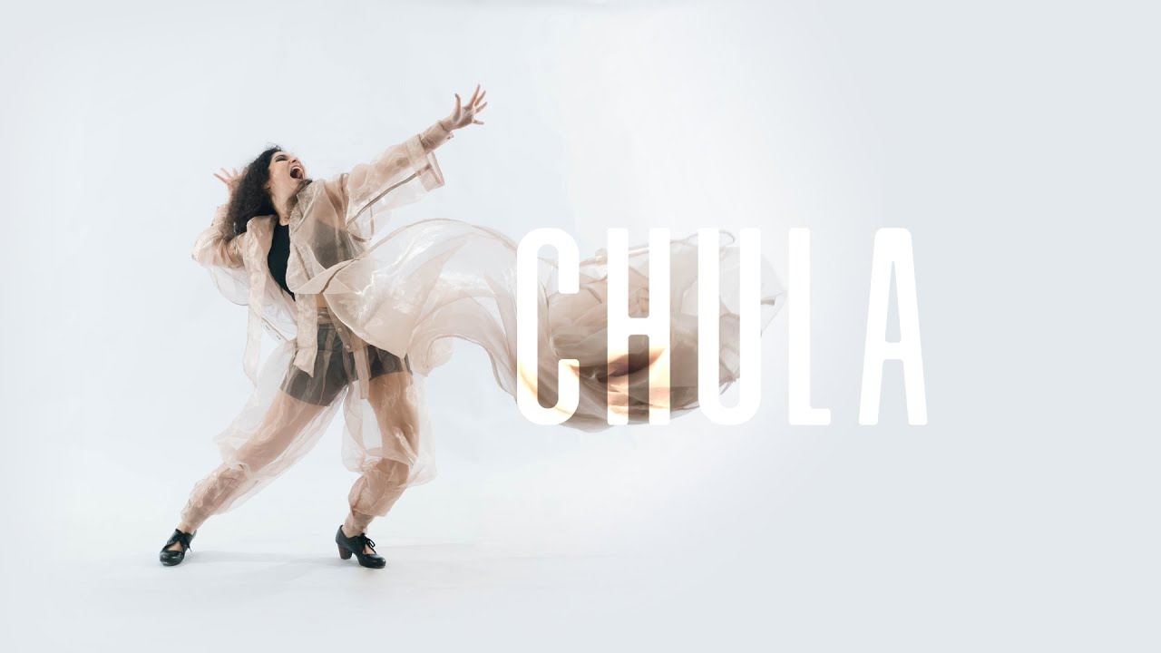 CHULA por Emily Borghetti - YouTube