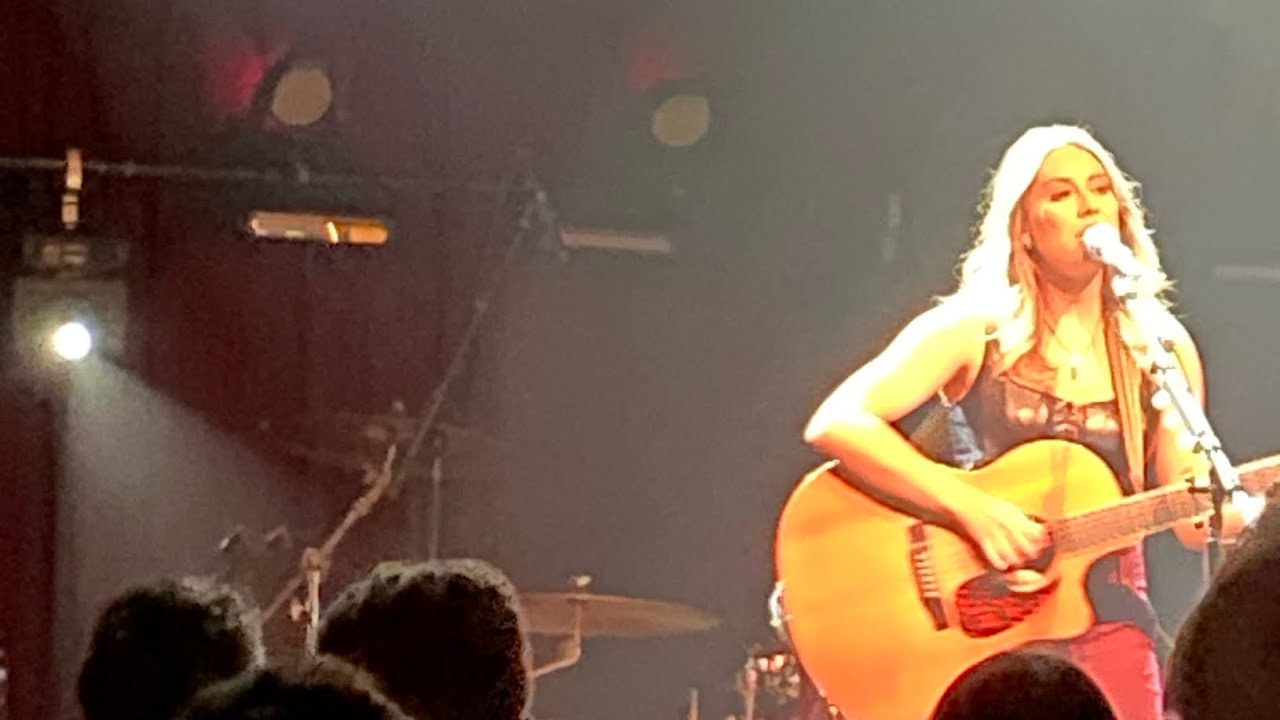 Megan Knight Opening for John Eddie at Ardmore Music Hall - YouTube