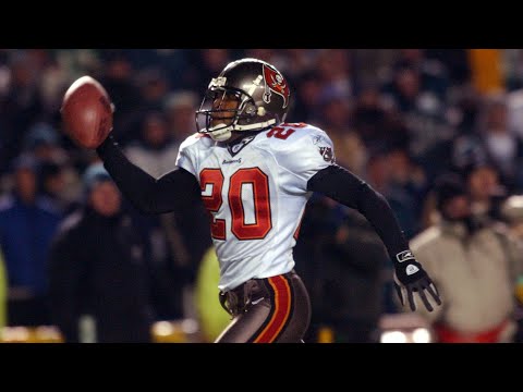 Ronde Barber Shuts Down the Vet (2002)