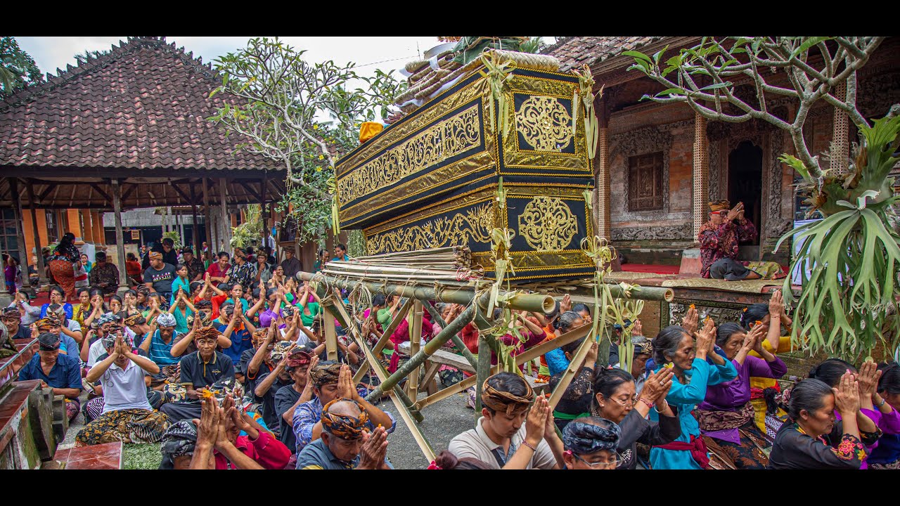 Dharmaning Karma (Dokumenter Mekel Penempahan) - YouTube