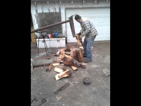 Inertia wood splitter - YouTube