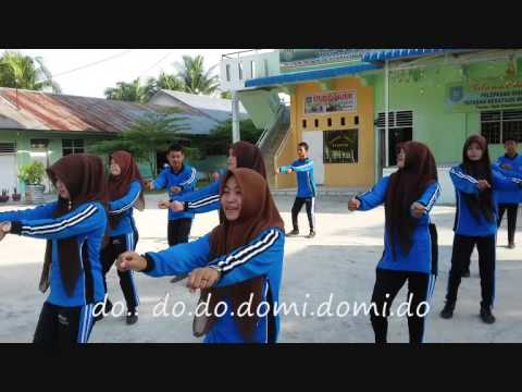 Lirik Maumere @ gemufamire XI.3 SMK Kesatuan Meranti