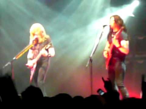Megadeth - Sleepwalker & Wake Up Dead - YouTube