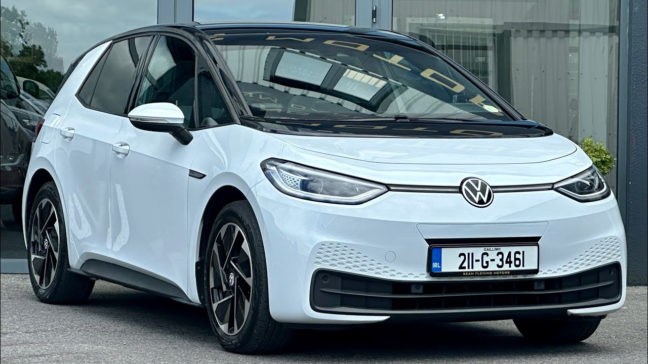 Volkswagen, ID3, Electric Vehicle, Panoramic roof, 2021. White. - YouTube