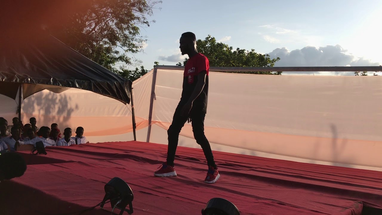 Churchez Nonstop Killing It At Ejisu Sec Tech Funfair 2019 - YouTube