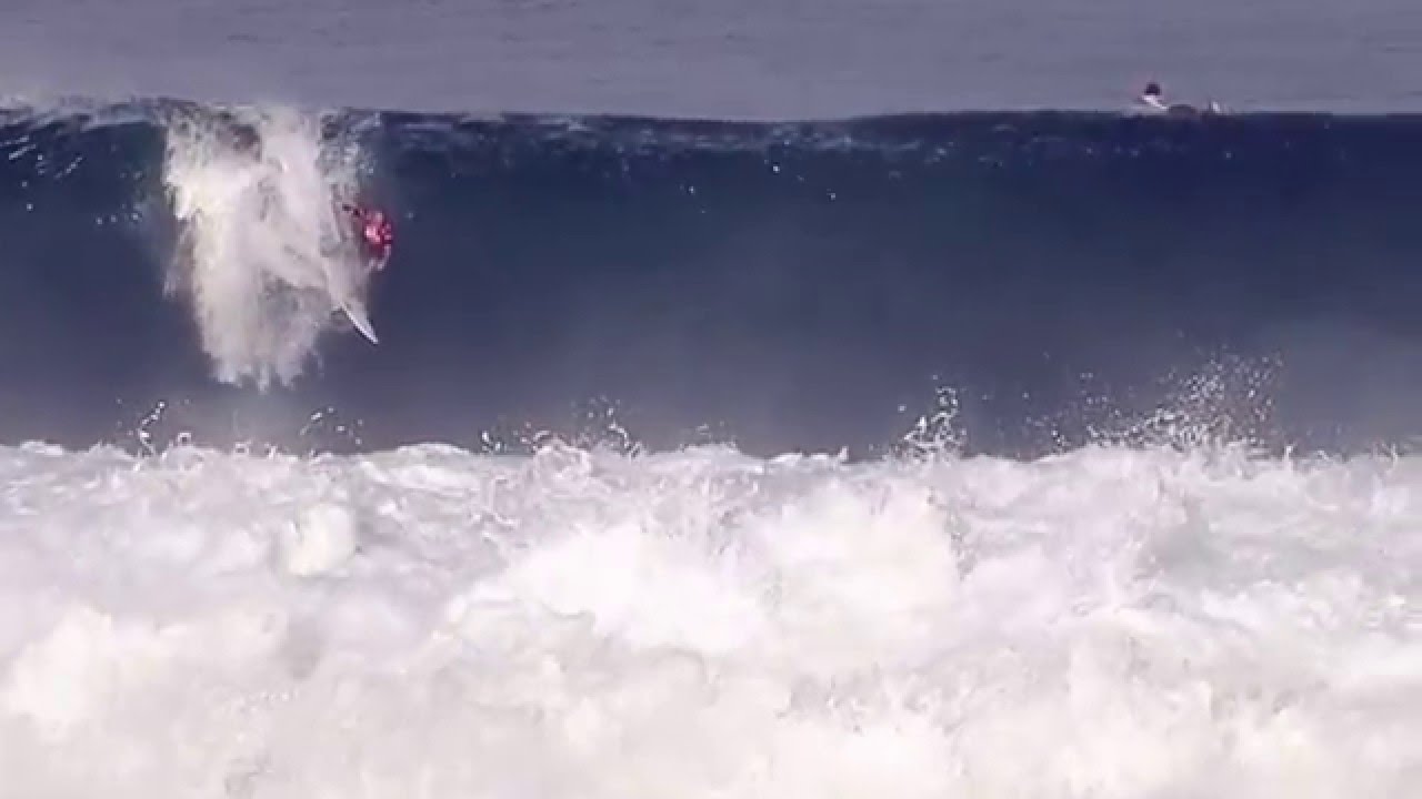 Kelly Slater Teahupoo Barrel 2014 - YouTube