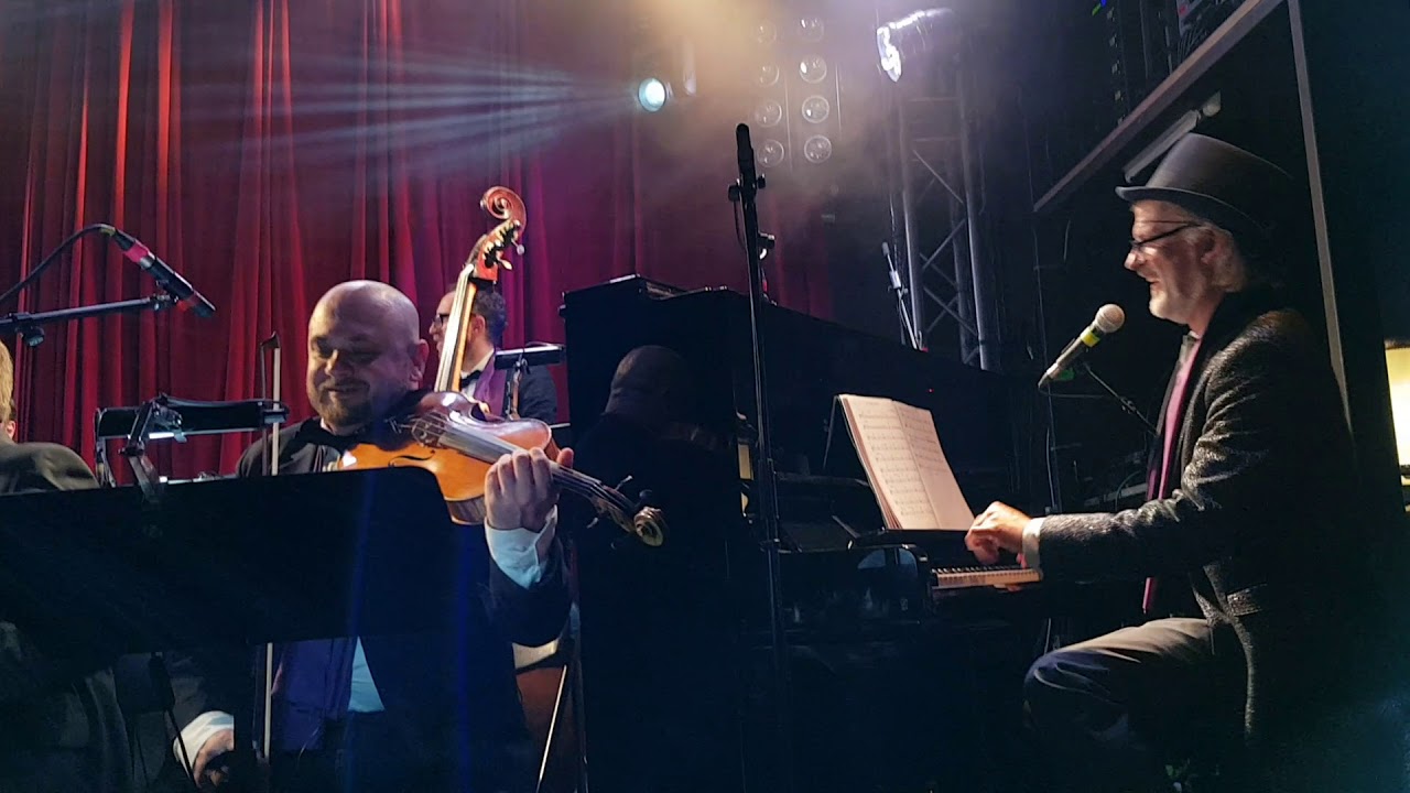 Moka Efti Orchestra - Tschuldign se mal - 11.05.2018 - Lido Berlin ...