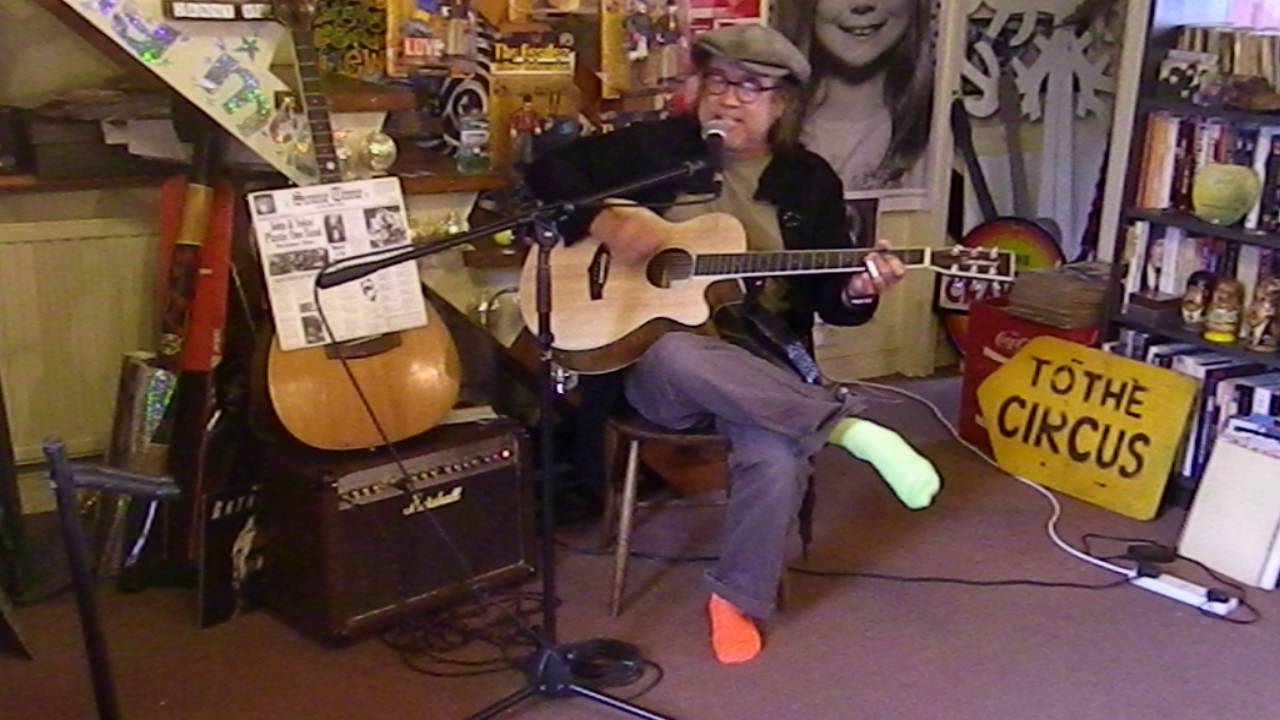 John Lennon - John Sinclair - Acoustic Cover - Danny McEvoy - YouTube