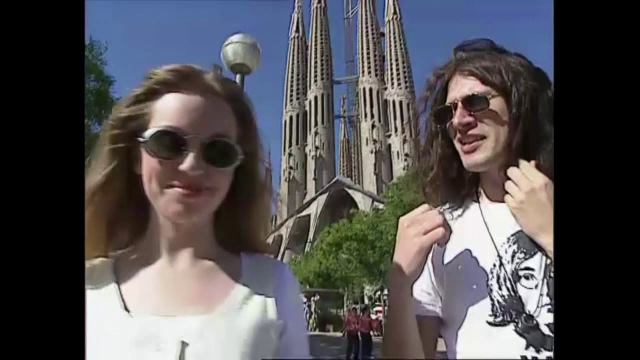 Syth 94: Gruff Rhys yn Barcelona - YouTube