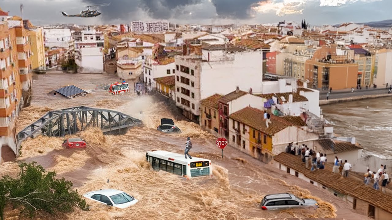 Tons of water hit Malaga! Severe Flood destroys everything in Spain ...