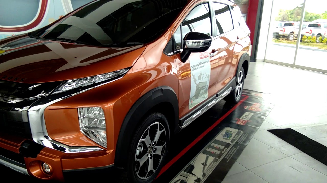 Xpander cross orange metallik tangguh dan tahan lama - YouTube