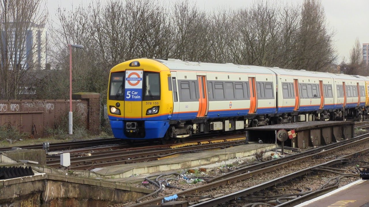 (HD) Clapham Junction 07/02/2015 - YouTube