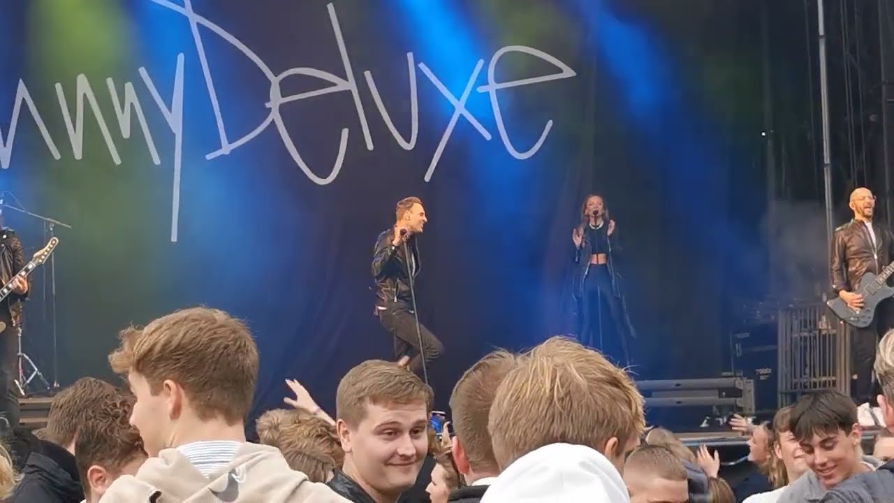 Johnny Deluxe ved Ikast Musikliv 2022: Drømmer Jeg - YouTube Music
