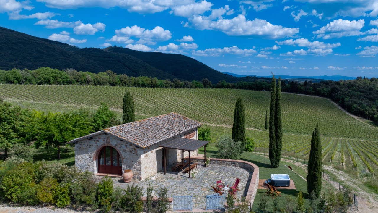 Capanna di Citerna | Villas in Tuscany and Umbria | To Tuscany - YouTube