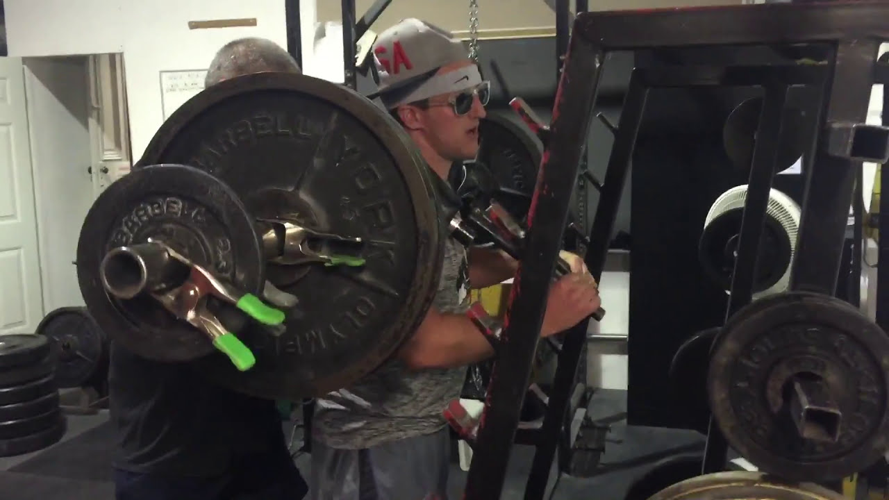 MONSTER SQUATS (I NEVER MISS LEG DAY) "PLEASE GIVE THIS VIDEO A THUMBS ...