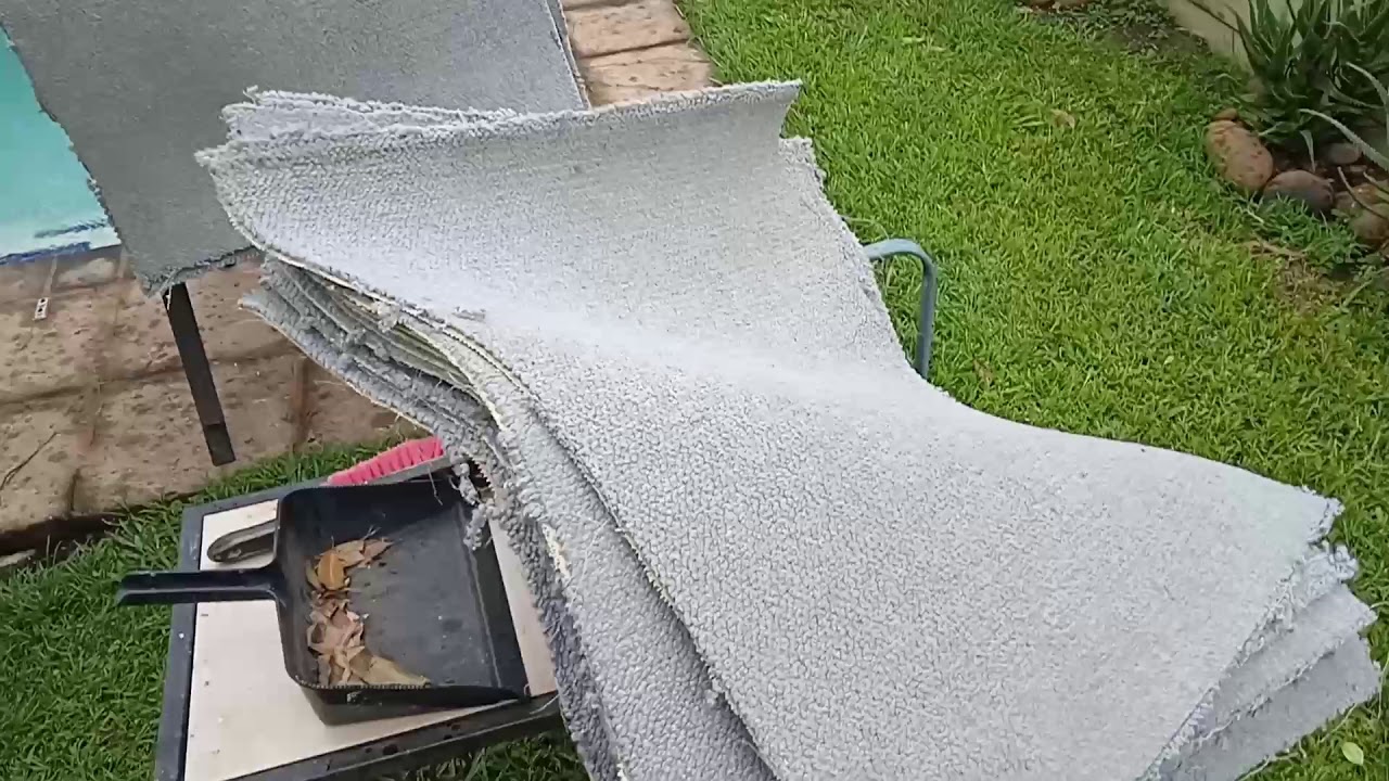 Dewalt Multi Tool 18v - Cutting carpets - YouTube