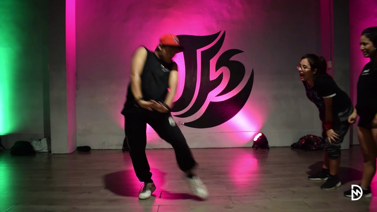 Corny - Rema Coreografía - YouTube