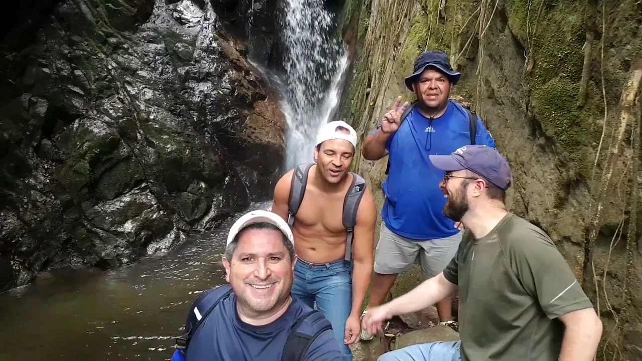 Catarata del Rio Agres. Detrás de la Cruz de Alajuelita. - YouTube