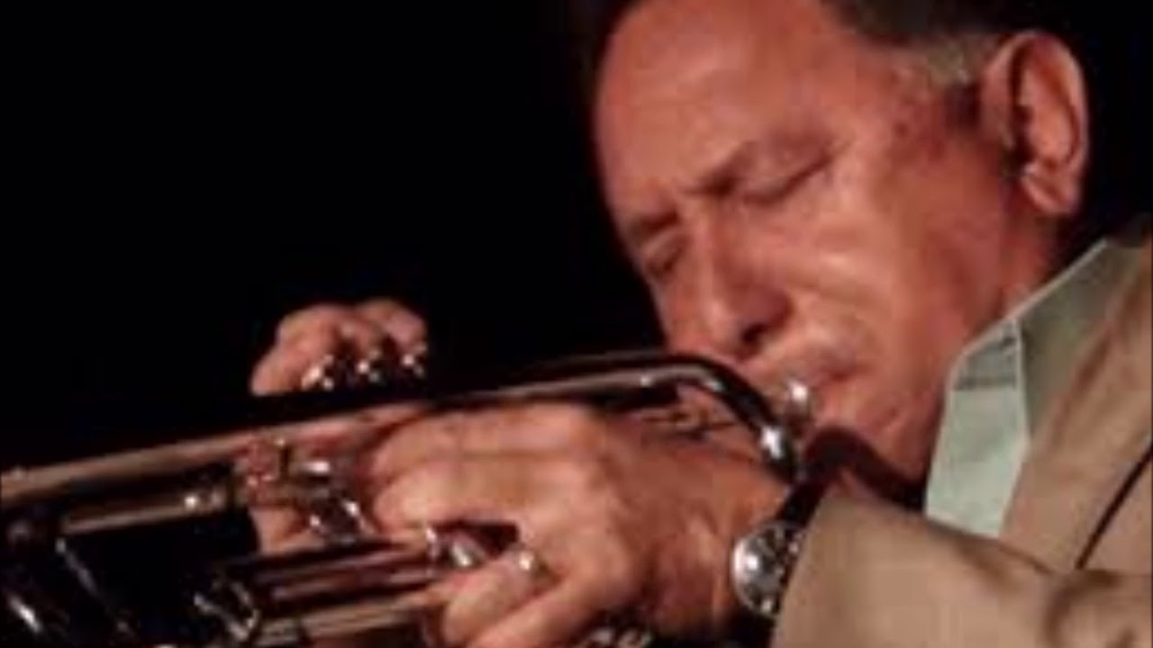 Ed Jones y Familia Soft and Gentle - YouTube