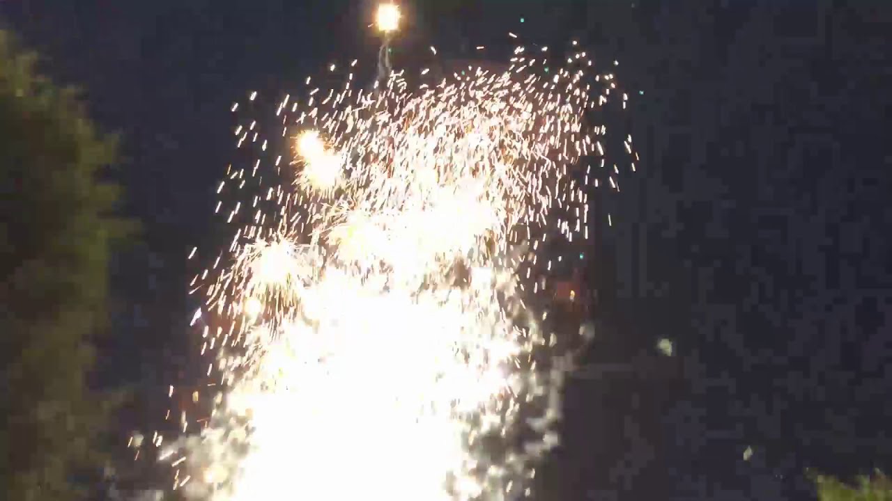 Gold Rush Firework Mines by Standard Fireworks - YouTube