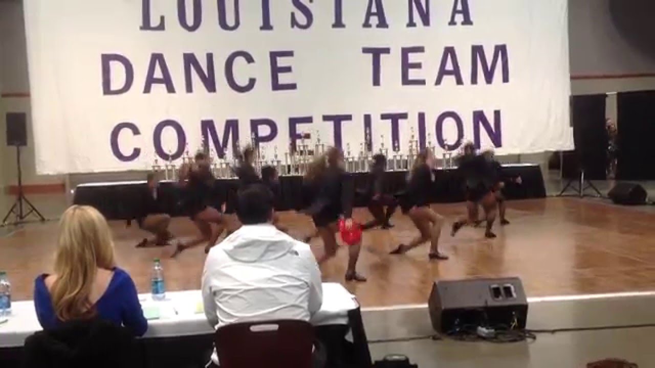 Dominican Debs Jazz Ensemble 2015 - Uptown Funk - YouTube