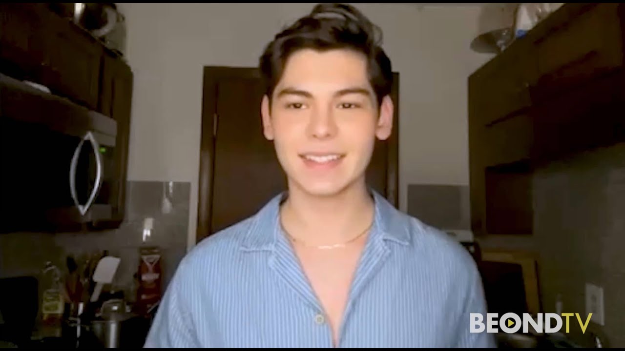 Get to know food TikTok star Jeremy Scheck - YouTube