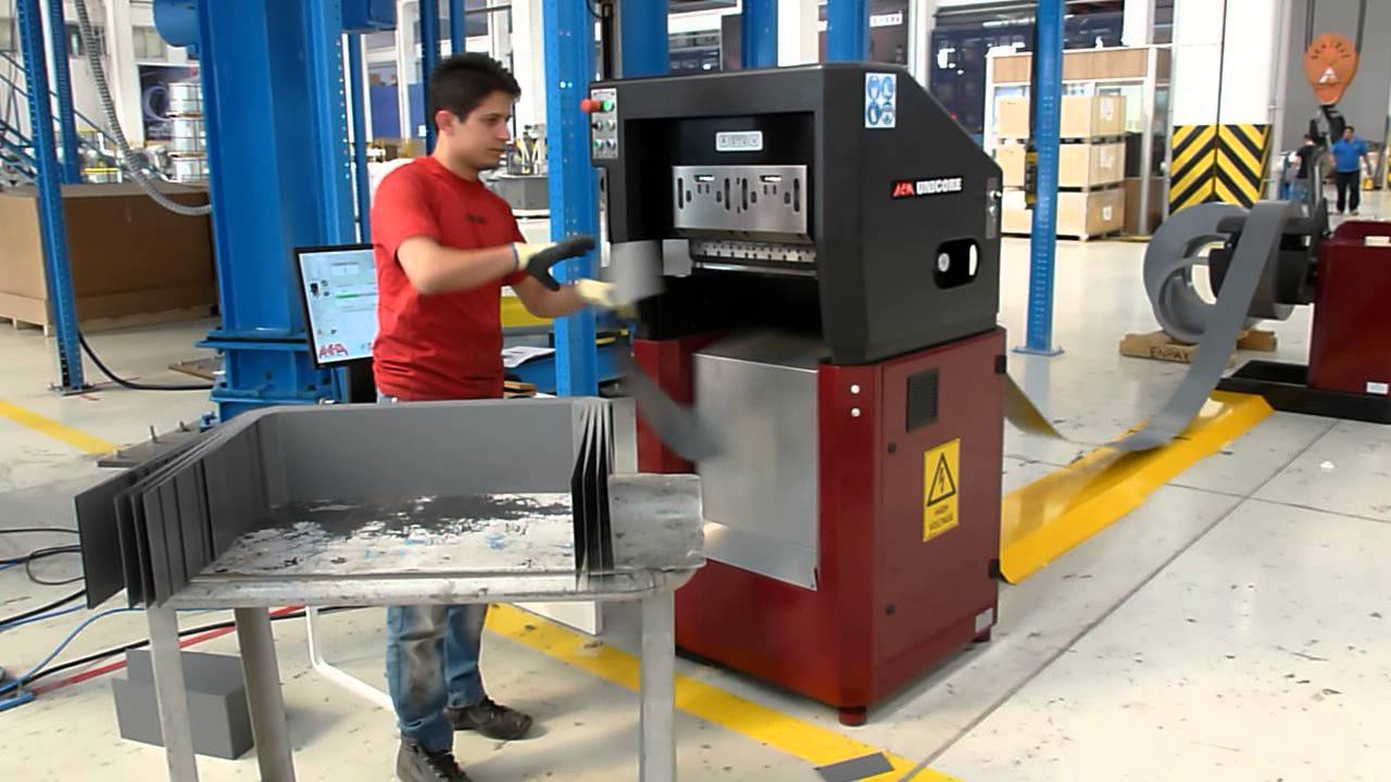 Unicore - Production of 250 kVA Outer Core on UCM425 - YouTube