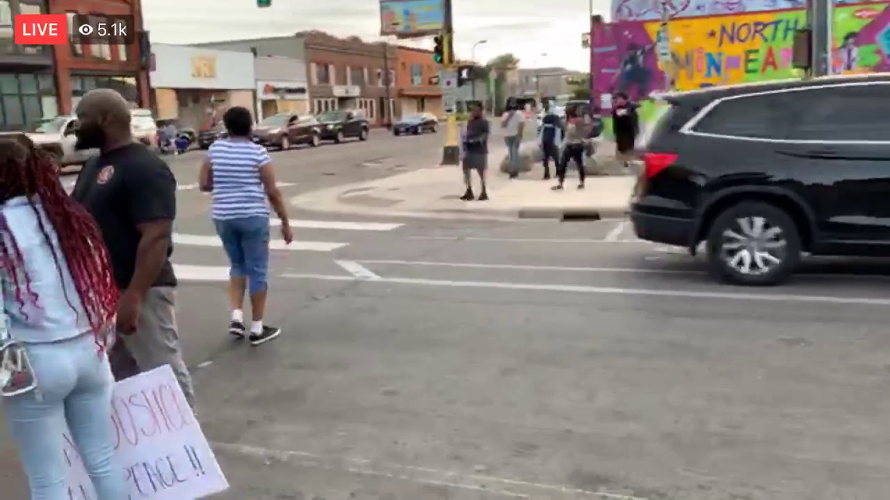 Minneapolis protest gone bad!! - YouTube