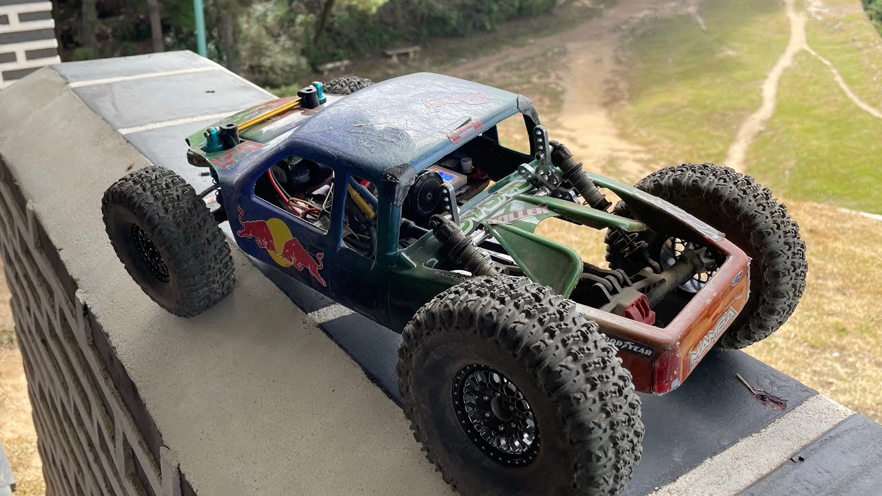 LCG(SCX10-ii) Trailing/Crawling at Baekwha Mt. - YouTube