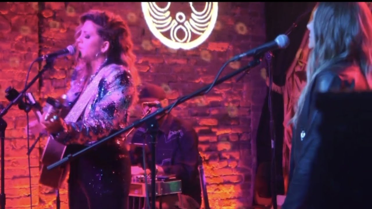 Jamie Floyd - "The People You Knew" LIVE - YouTube