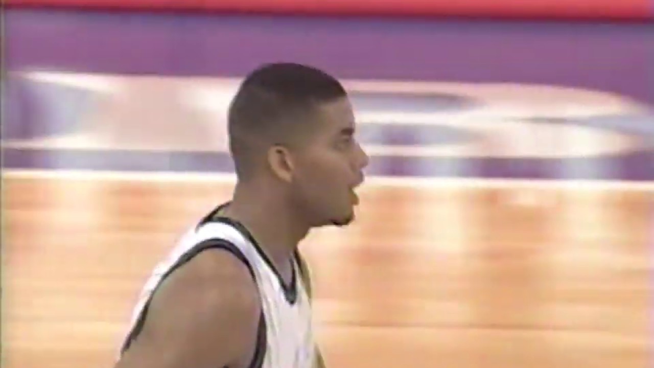 David Vaughn Sends It Down on the Fast Break vs. Nets (1996) - YouTube