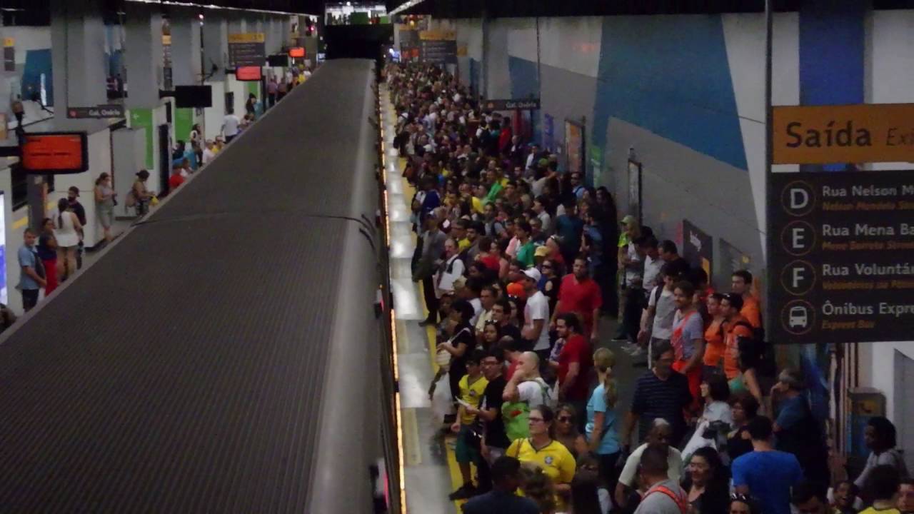 Rio 2106 Olympics: subway jam! - YouTube