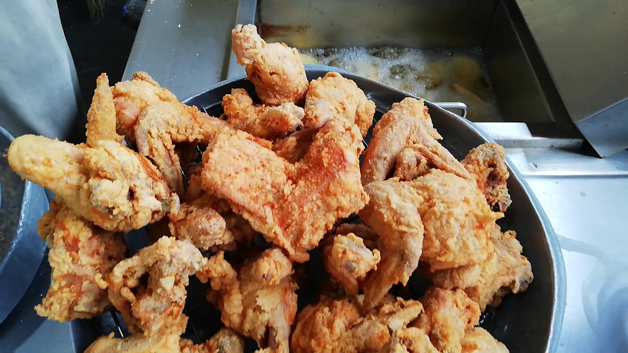 Crispy Golden Fried Chicken and Potato at DAHARO - YouTube