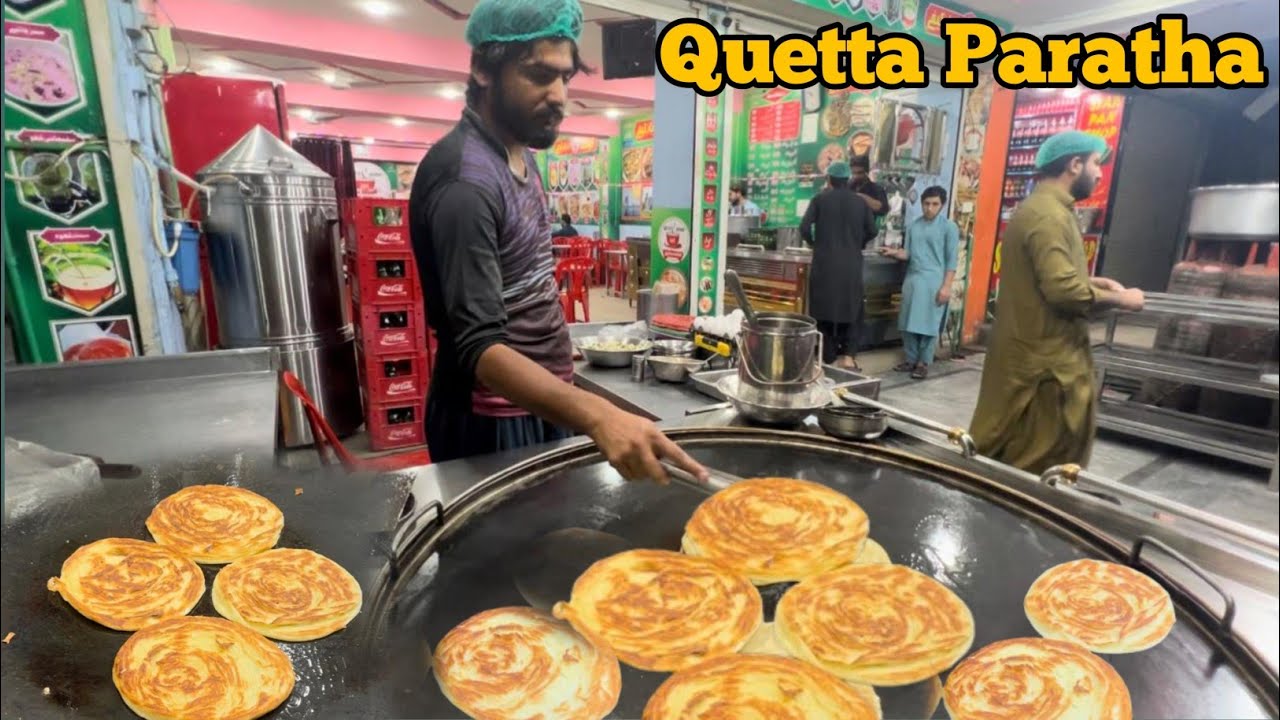 Famous Quetta paratha in lahore | lacha paratha | Pakistani street food ...