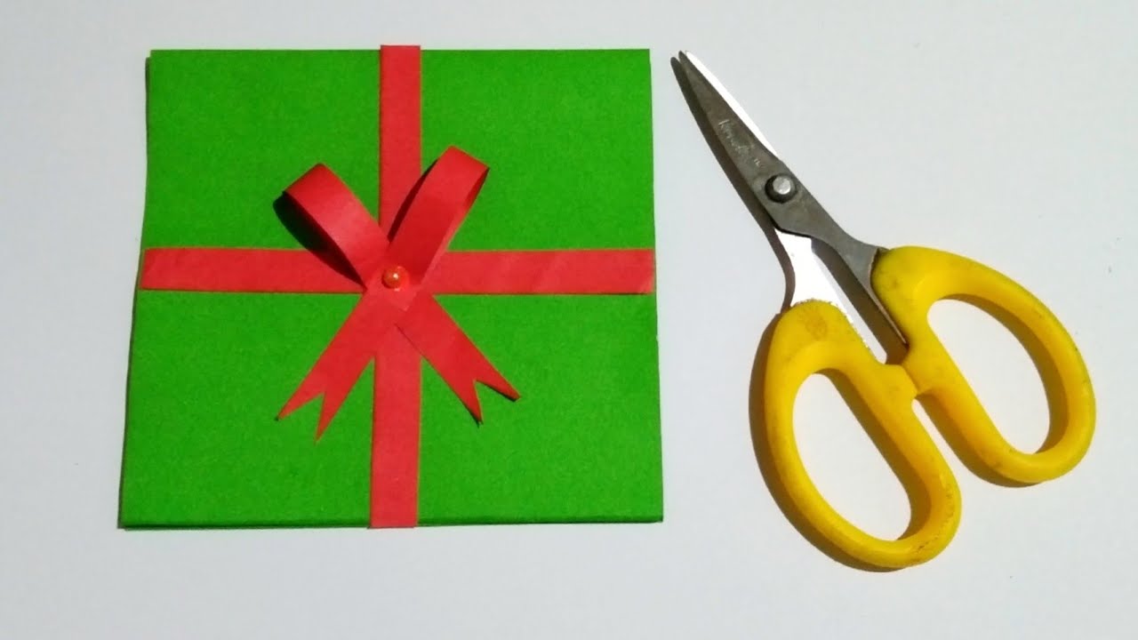 How to make a easy gift card | @Gayathriarts17 - YouTube